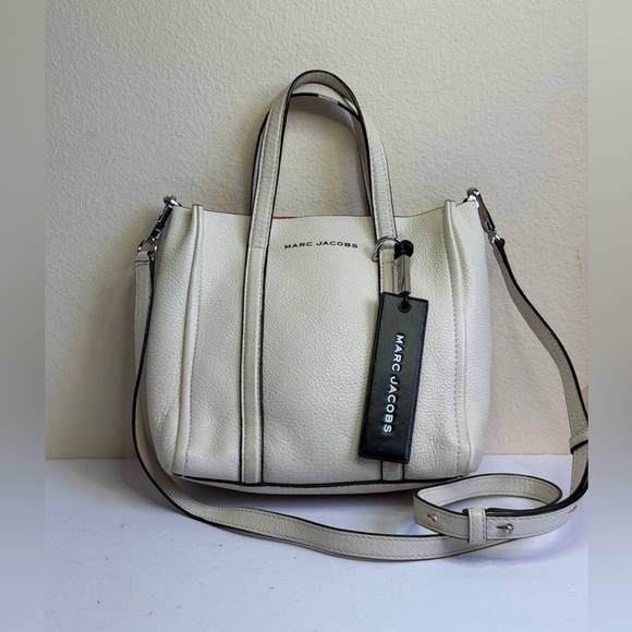 Marc Jacobs | Bags | Marc Jacobs The Tag Pebbled Leather Tote Bag ...